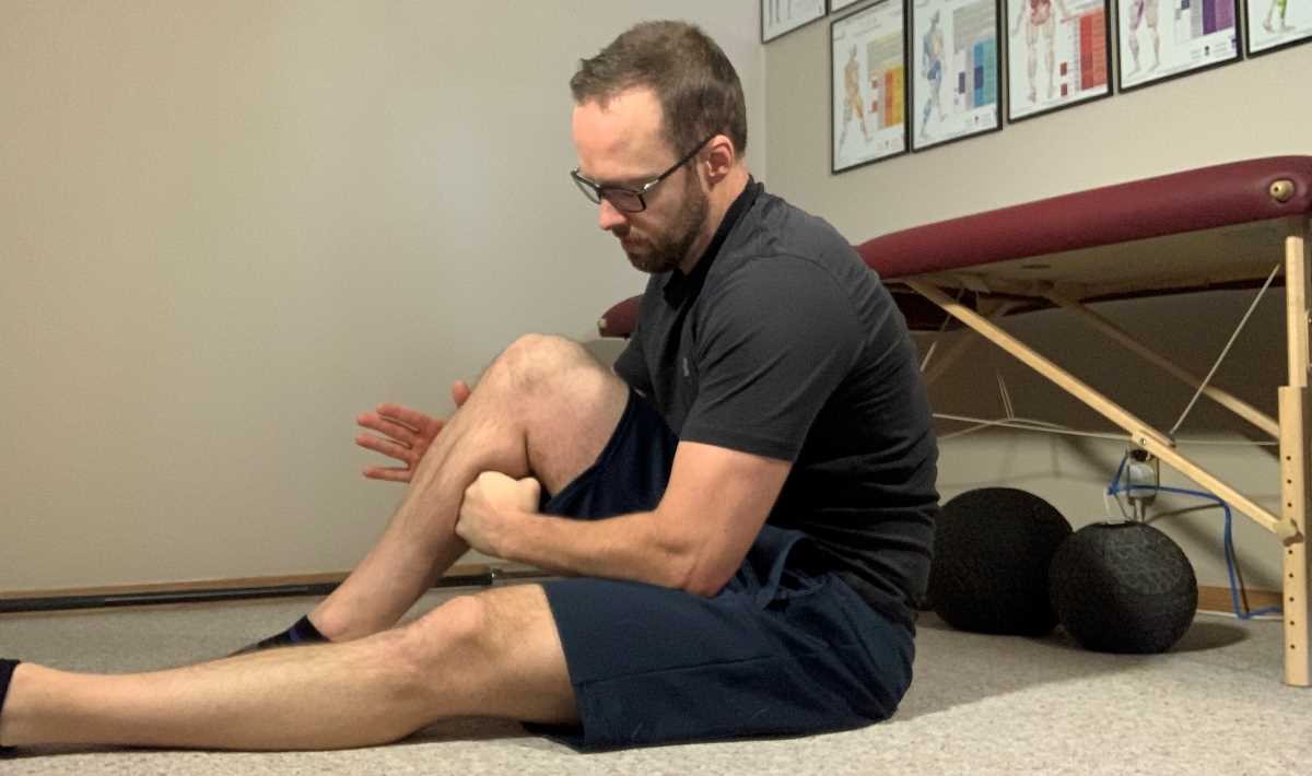The Seven Best Ways to Massage Your Calf Muscles All by Yourself ...